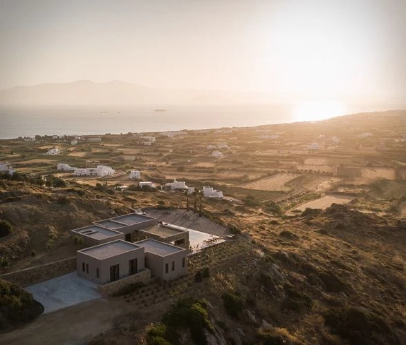 La Punta Villa - Ozzie Small